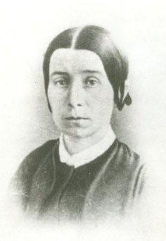 HARRIET BARTON MOTHER OF MARTIN YATES 001